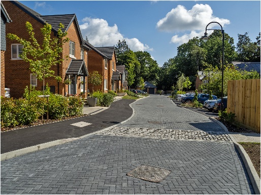 Chapel Lane, Woodside Estate – Bagshot Village
